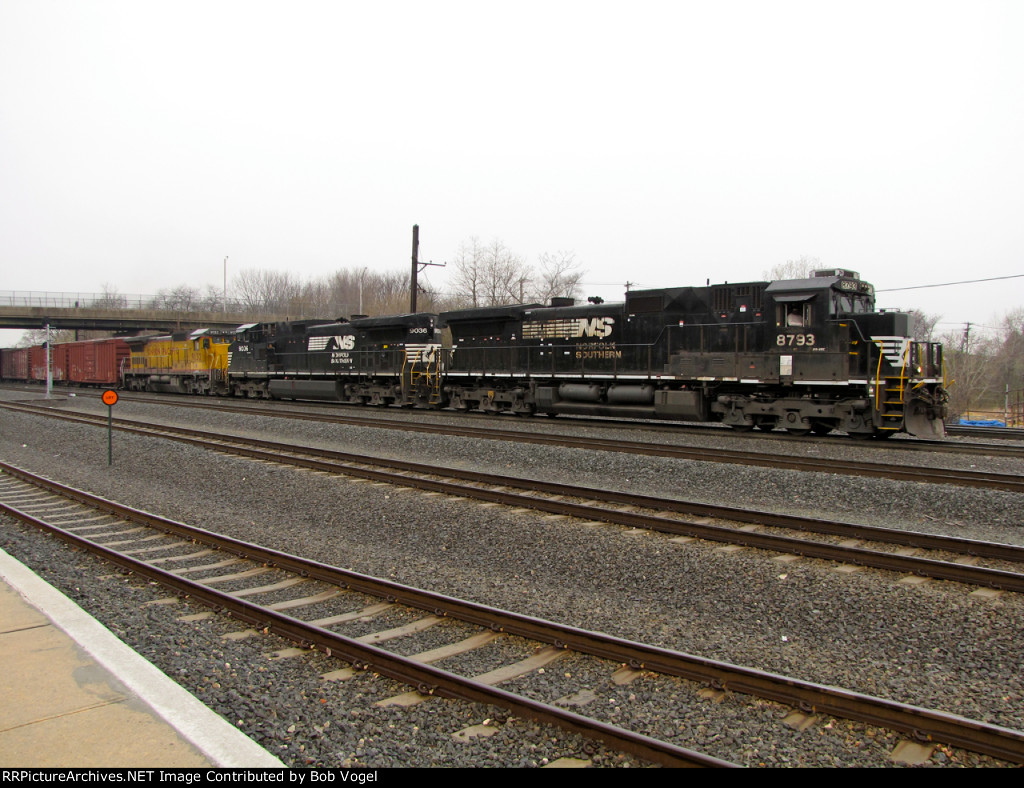 NS 8793 and 9036; UP 9132
